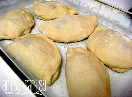Pizza Pockets | artsy-fartsy mama