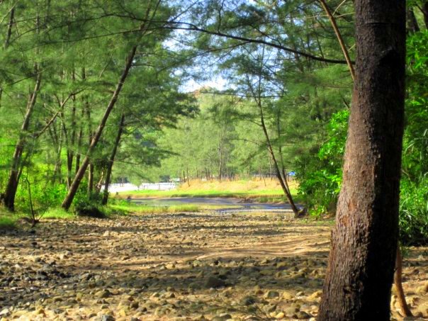 Pundaquit Beach: Pundaquit Anawangin Trek