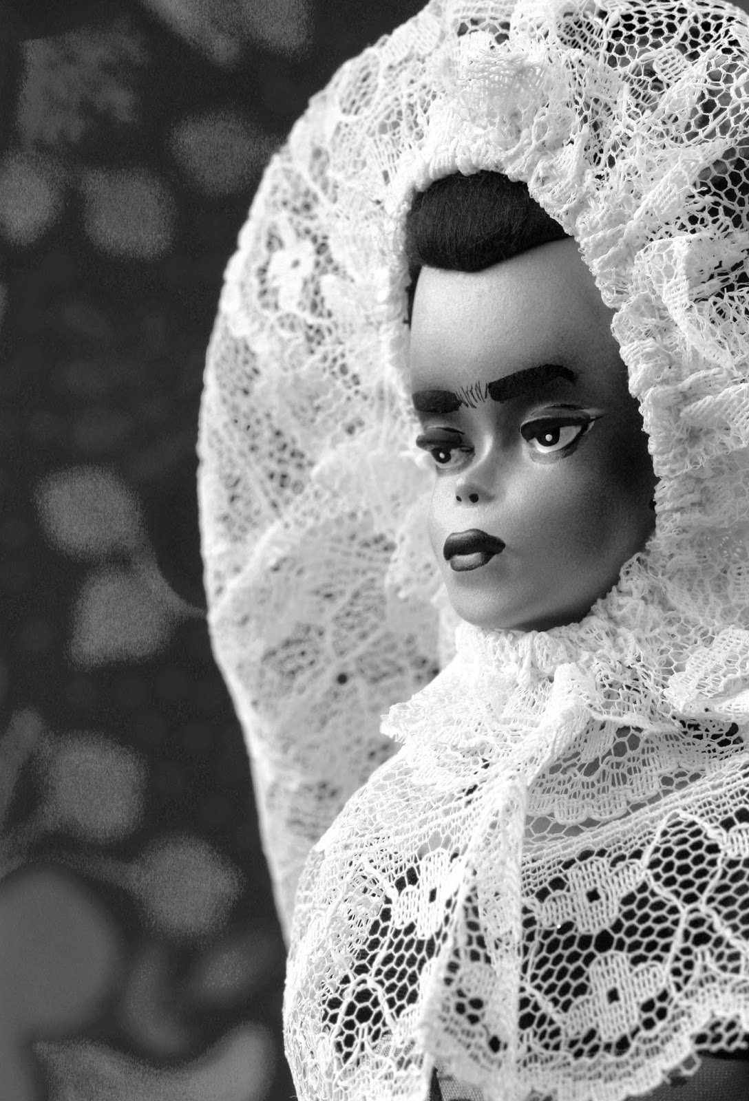 Dolldom: Homenaje a Frida Kahlo