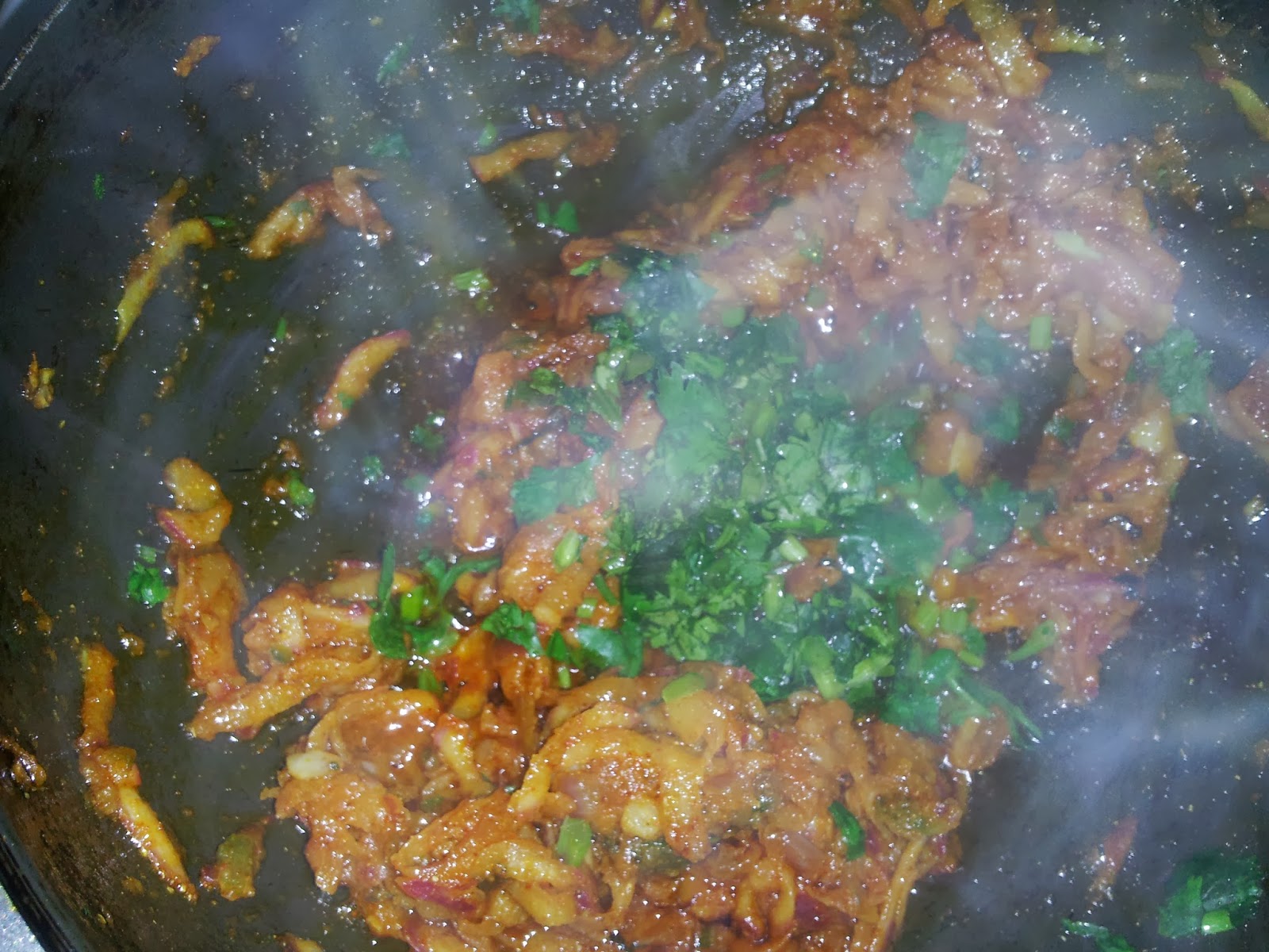 rashmi satishraju's kitchen: MULANGI PAROTA/ MOOLI KA PARATA/RADDISH PARATA