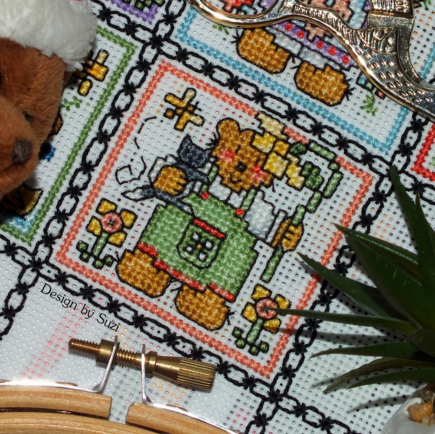 Lesley Teare - Teddy SAL (May) - Design by Suzi