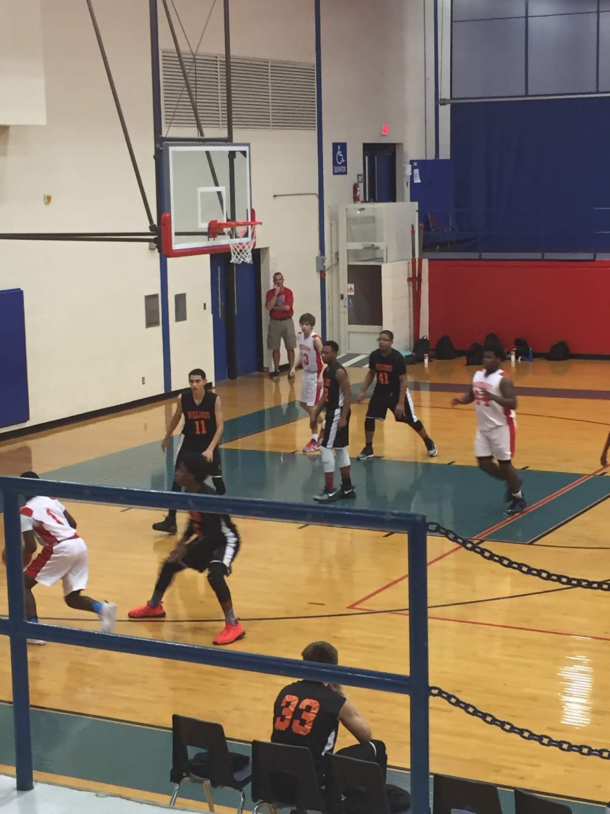 Trendy Mindy and Her Loves...: More MMS Basketball