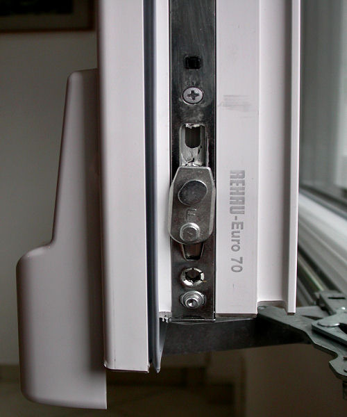 PVC REHAU - ΚΟΥΦΩΜΑΤΑ PVC REHAU