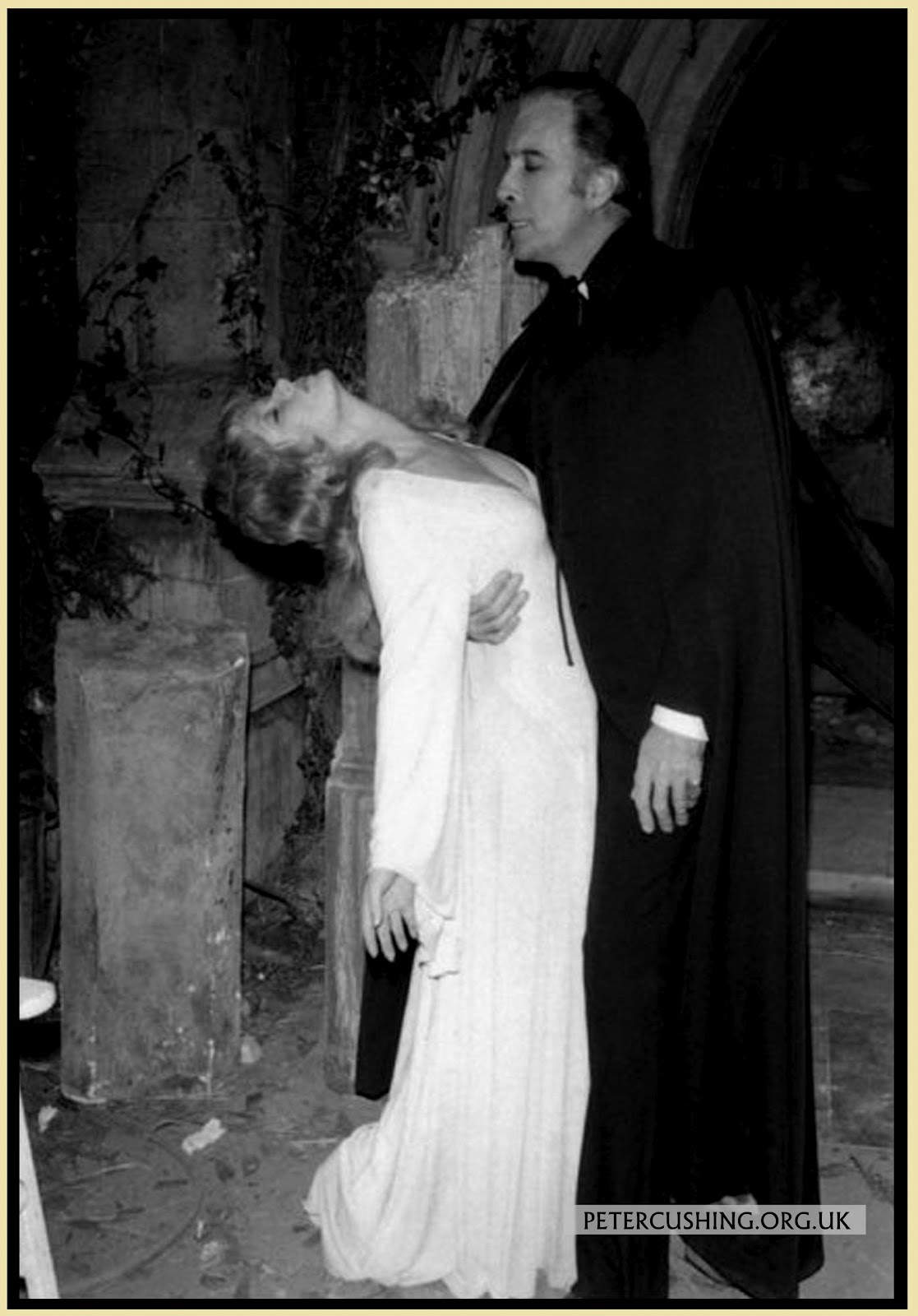 PETERCUSHINGBLOG.BLOGSPOT.COM (PCASUK): CHRISTOPHER LEE AND STEPHANIE ...