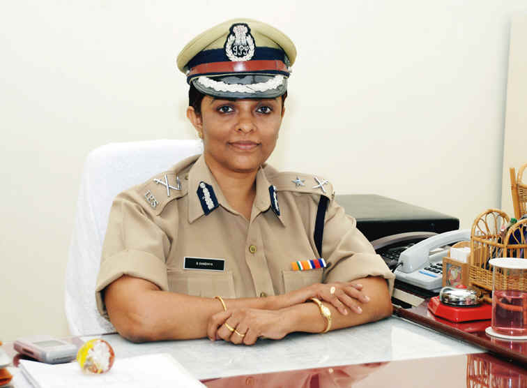 Admirable Officers - ON DUTY POLICE