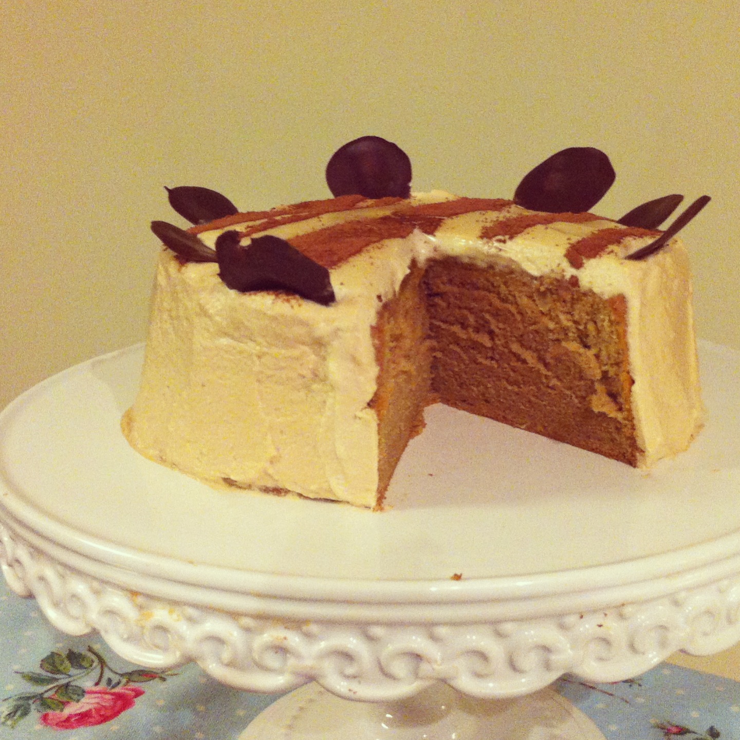 Cake it Easy!: Mocha Latte Cake with Chocolate Drops