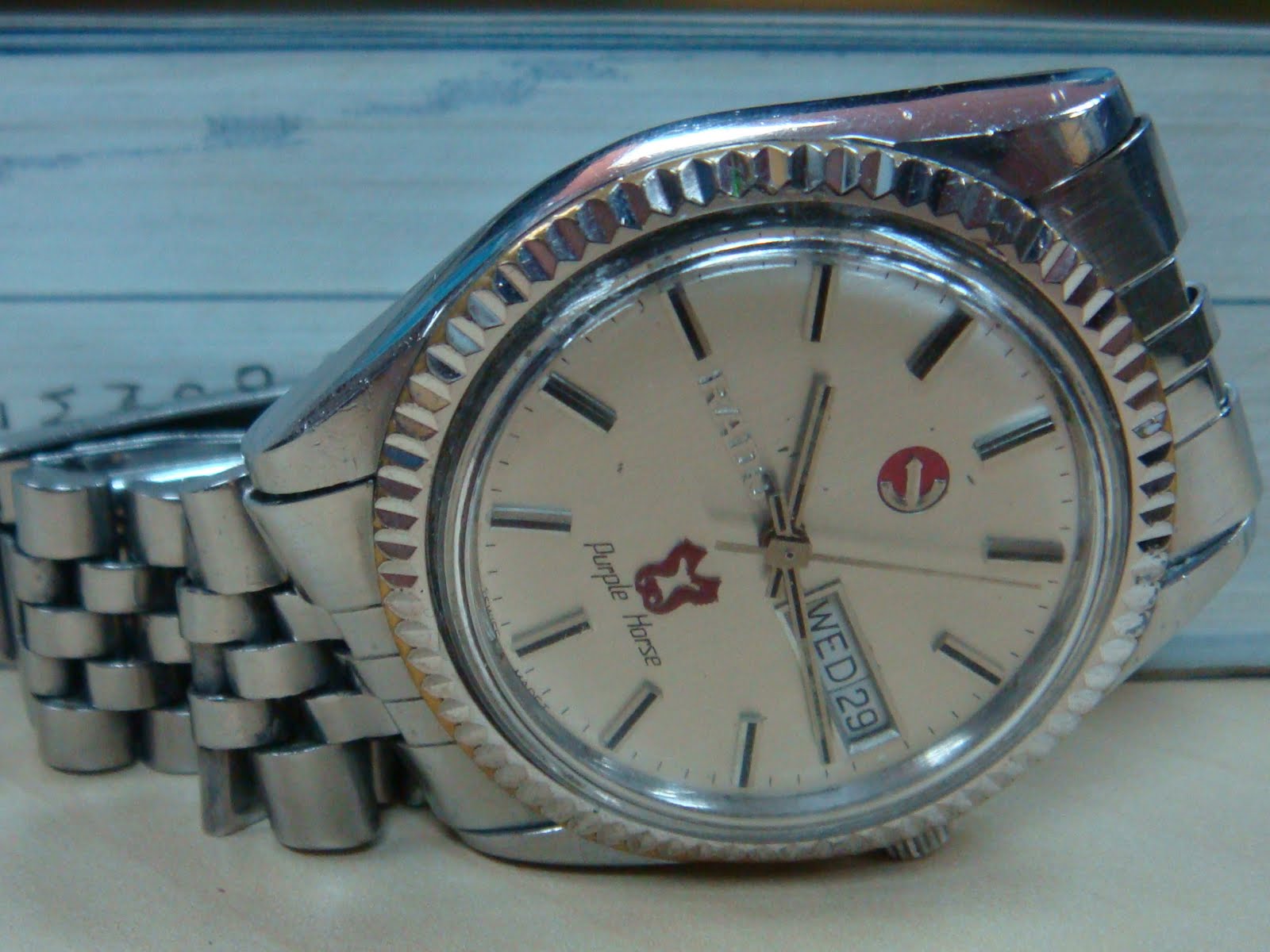 kunci jam: Rado Purple Horse...NOS dial