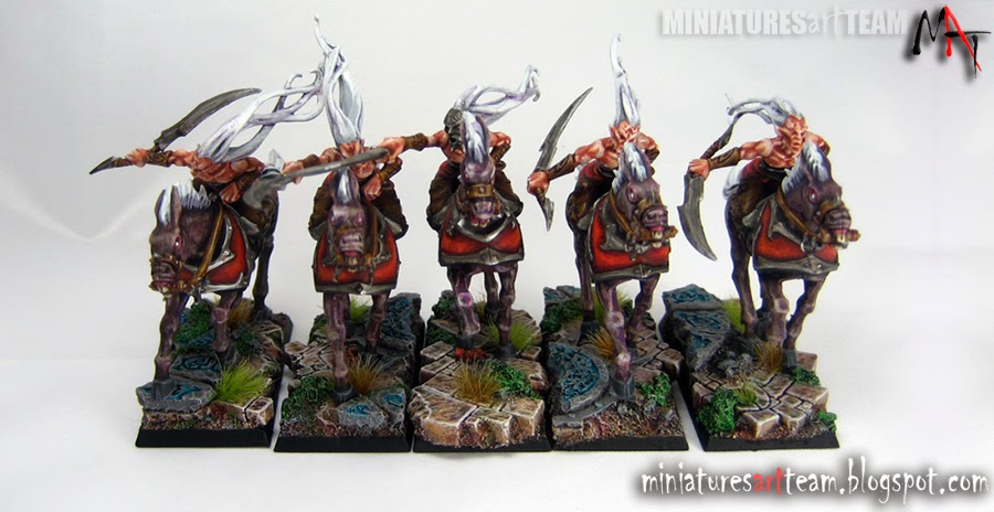 Miniatures Art Team: dark elves doomfire warlocks