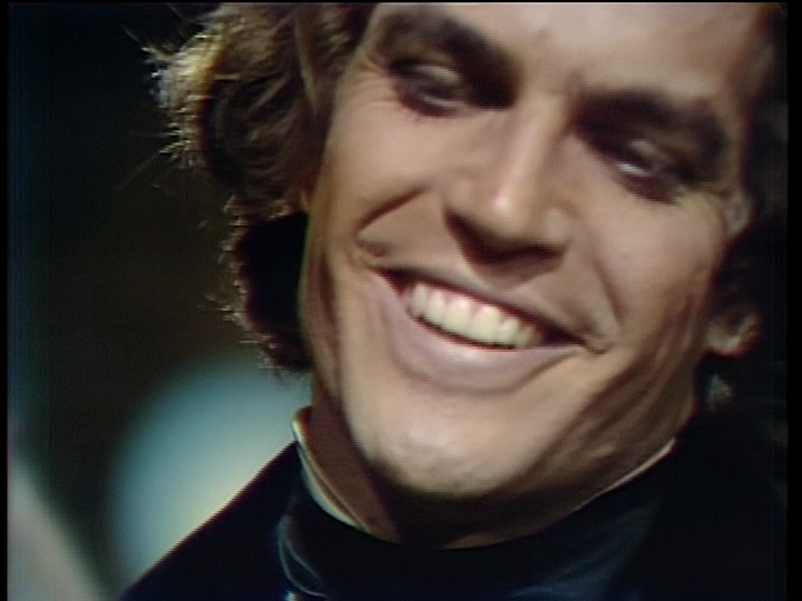 Shadows on the Wall: An Online Dark Shadows Fanzine: June 2014