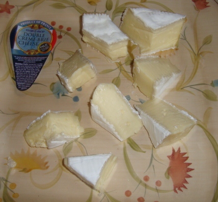 Anja Eats Cheese: Belletoile Triple Cream Brie (Henri Hutin) / Double ...