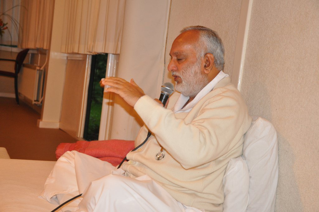 oshoviha: Osho Meditation Camp with Swami Arun in Amsterdam