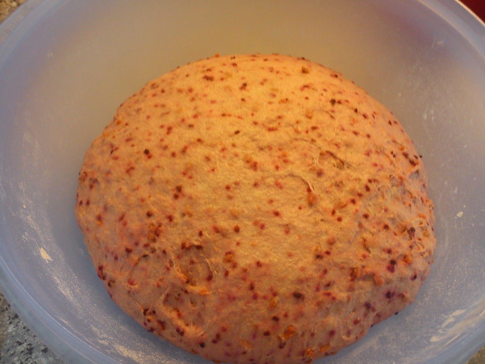 Kitchen of Kiki: Bread mixture with carrot and red beet from Urtekram