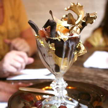 UnBelievable Dish: $1000 ice cream Sundae