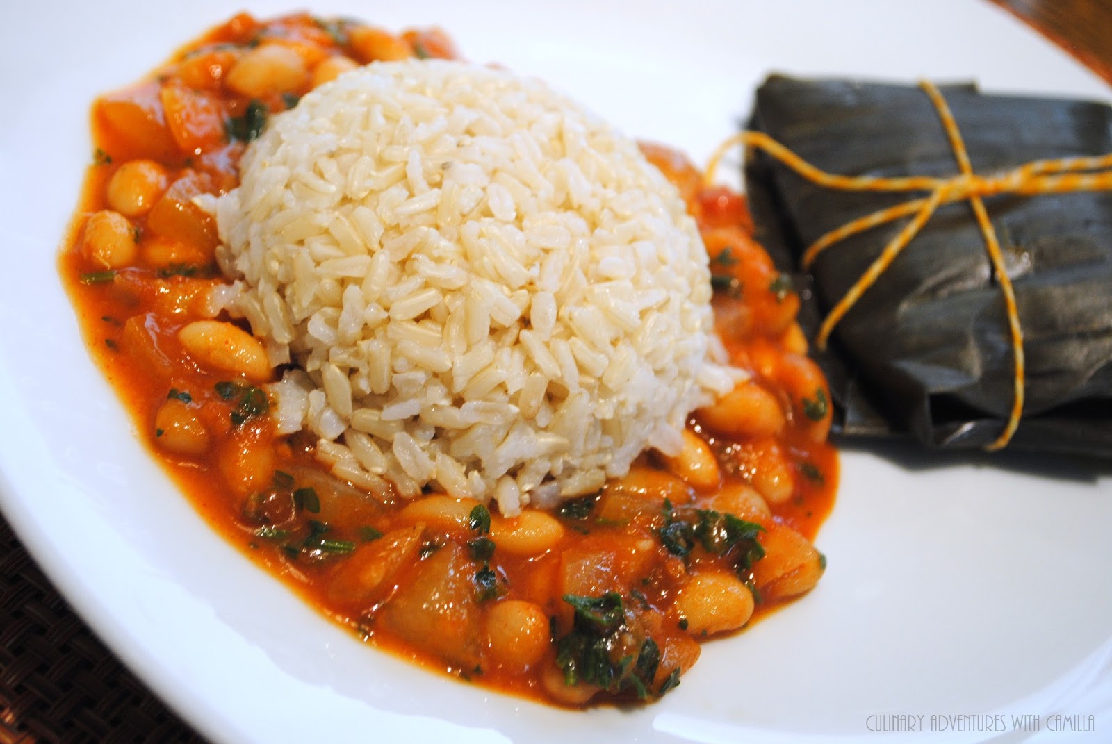 Uganda: Chicken Luwombo and Bean Stew #CookingAroundtheWorldAdventure