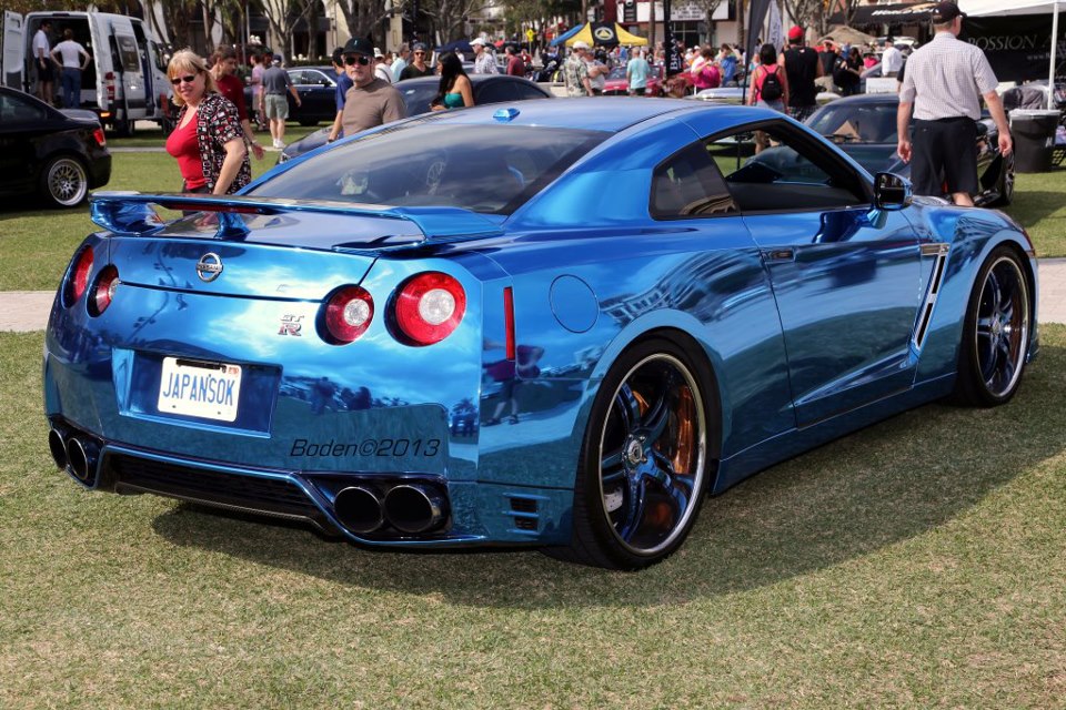 Blue Chrome Nissan GT-R