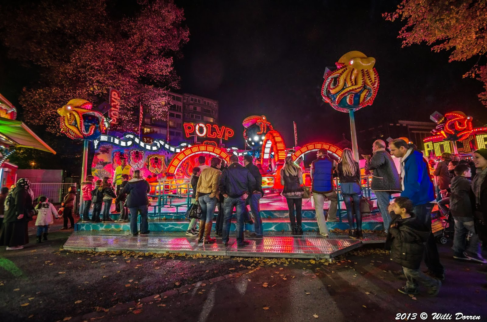 la ville de liege et ses quartiers: la foire de liege 2013