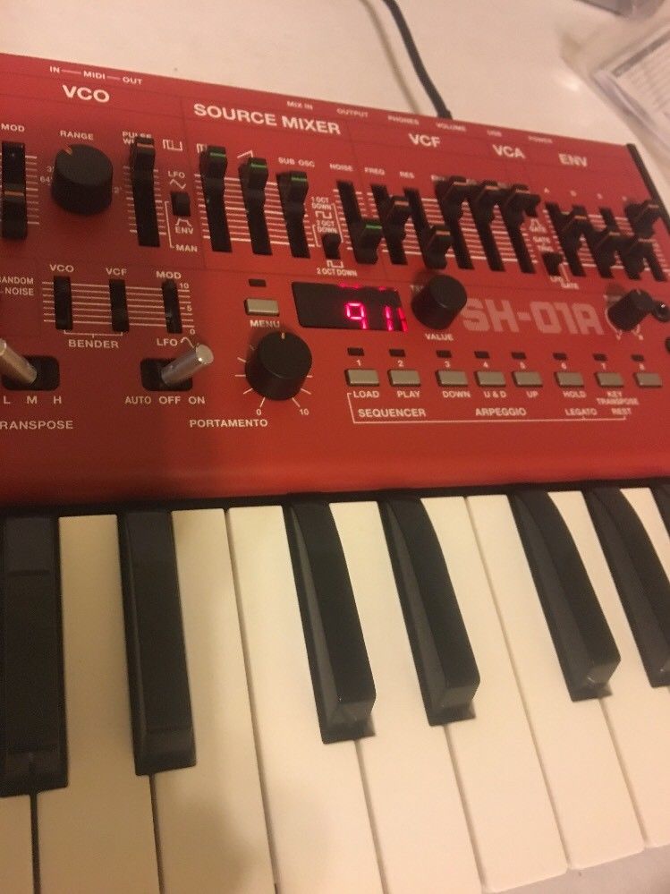 MATRIXSYNTH: ROLAND SH-01A Boutique RED Synthesizer With Keyboard