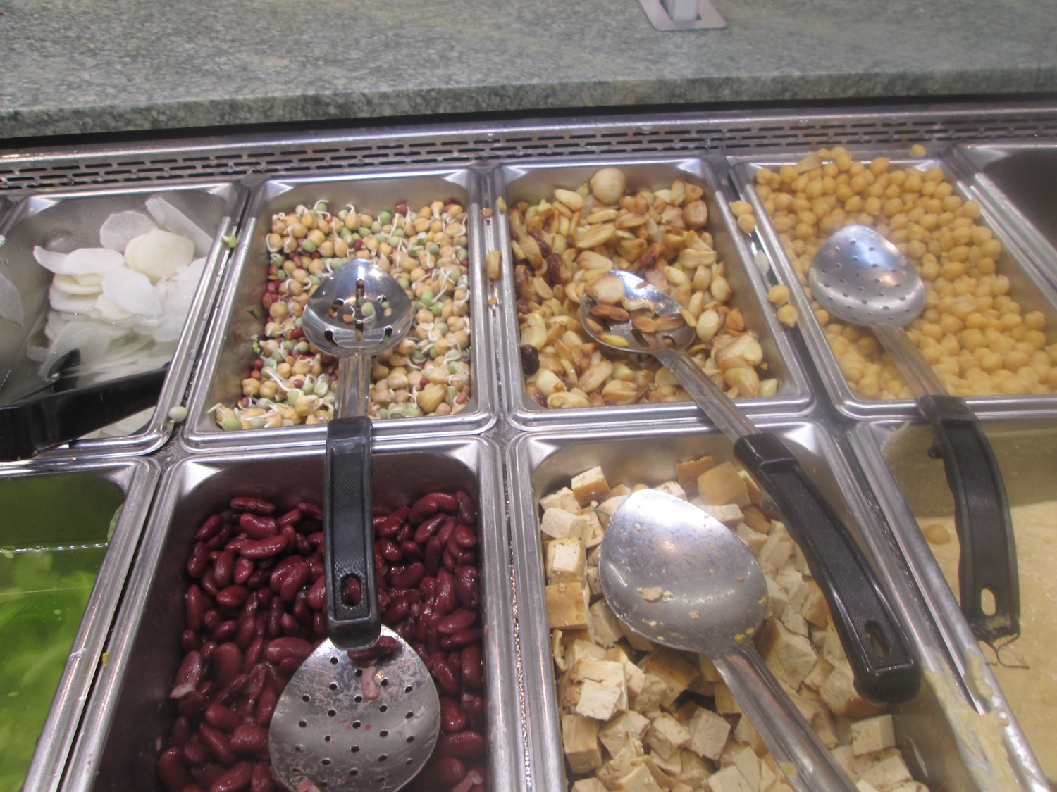 Cakes And Ale: Salad Bar at Good Earth Natural Foods in Mill Valley