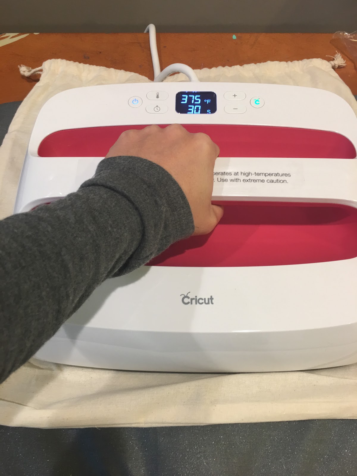 Cricut EasyPress 2 Review: All Your Burning Questions Answered ... Cricut EasyPress 2 Review: All Your Burning Questions Answered ...