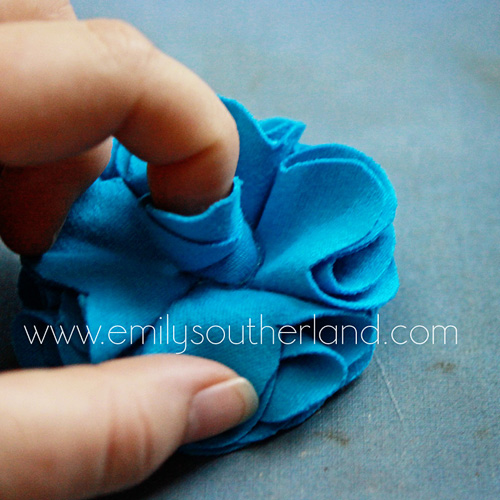 Emily's Little World: How To Make A T-Shirt Fabric Flower: Tutorial Time!