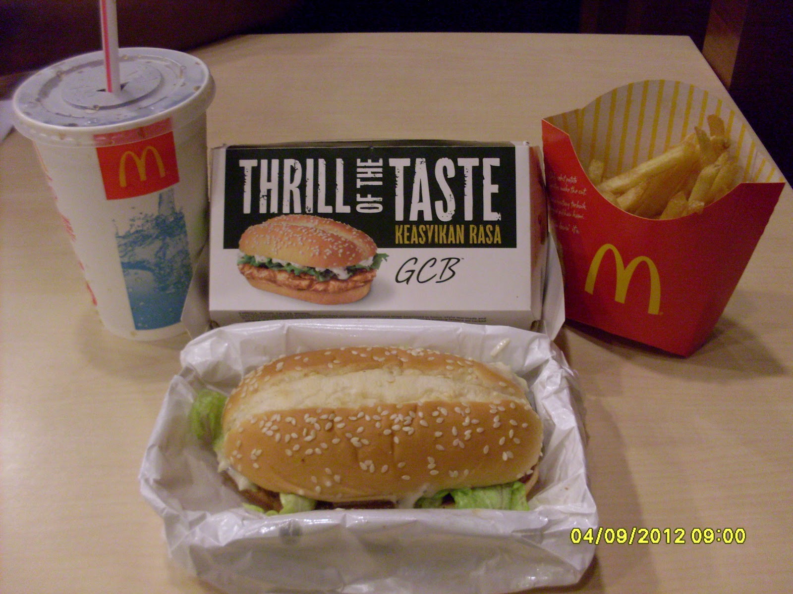 DuniakuDuniamuJaja: McD...Grilled Chicken Burger