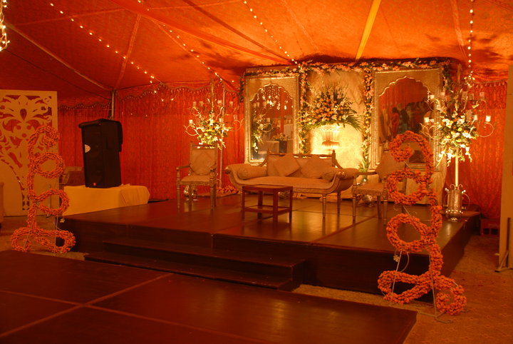 Mehndi Stage ~ Shadi Arrangements