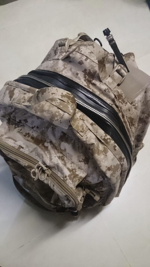 Webbingbabel: London Bridge Trading AOR1 UW Waterproof Backpack LBT-2684A