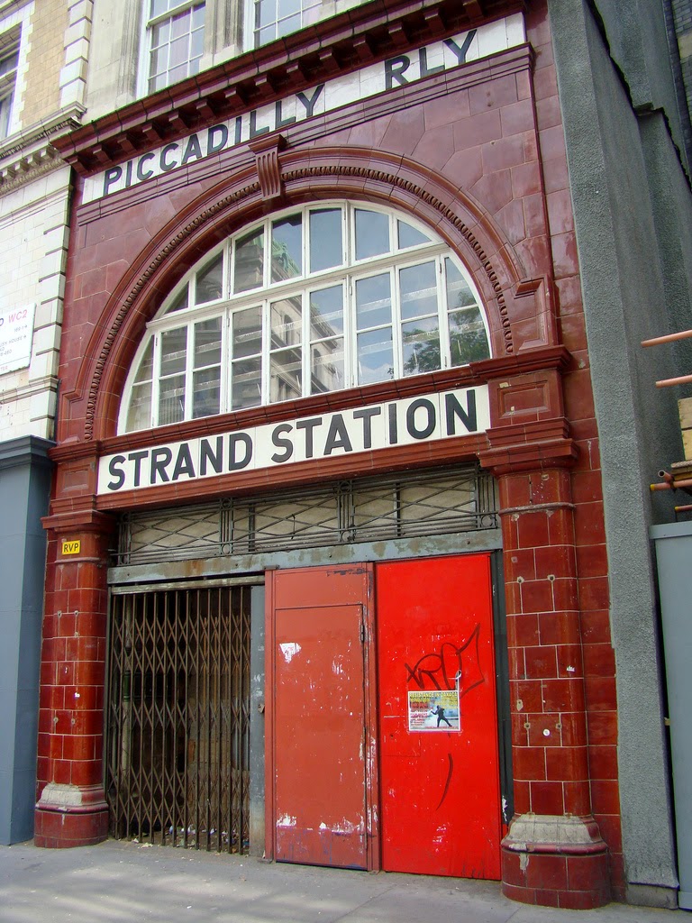 Deserted Places: 10 abandoned London Underground stations