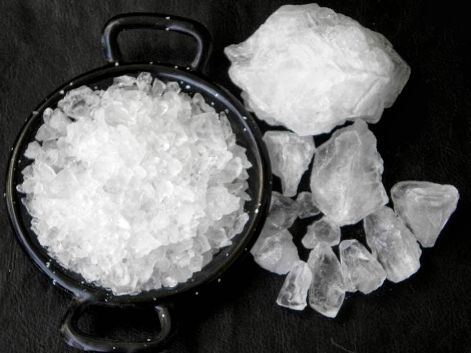 Hierbas con Poderes Mágicos: "Piedra Alumbre"