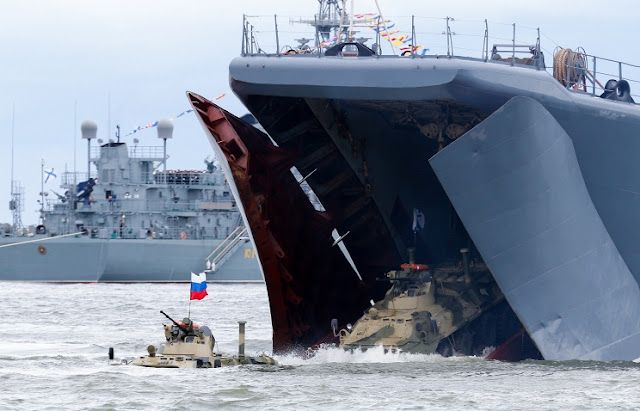 SNAFU!: Russia's Northern Fleet conducts Arctic Amphibious Assault ...