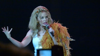 BlackLOG: 01/04/11 - 01/05/11