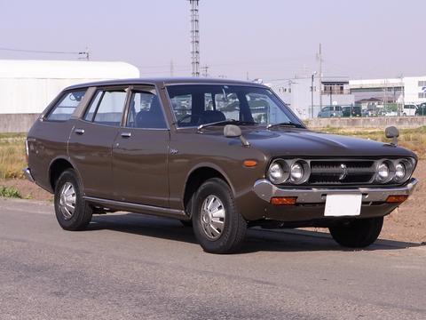 NINJA GARAGE: 1976 NISSAN VIOLET VAN