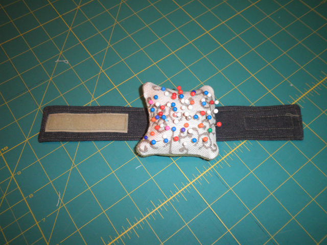 ThimbleLisa: Sewing with Scraps & Upholstery Samples ... & other super ...