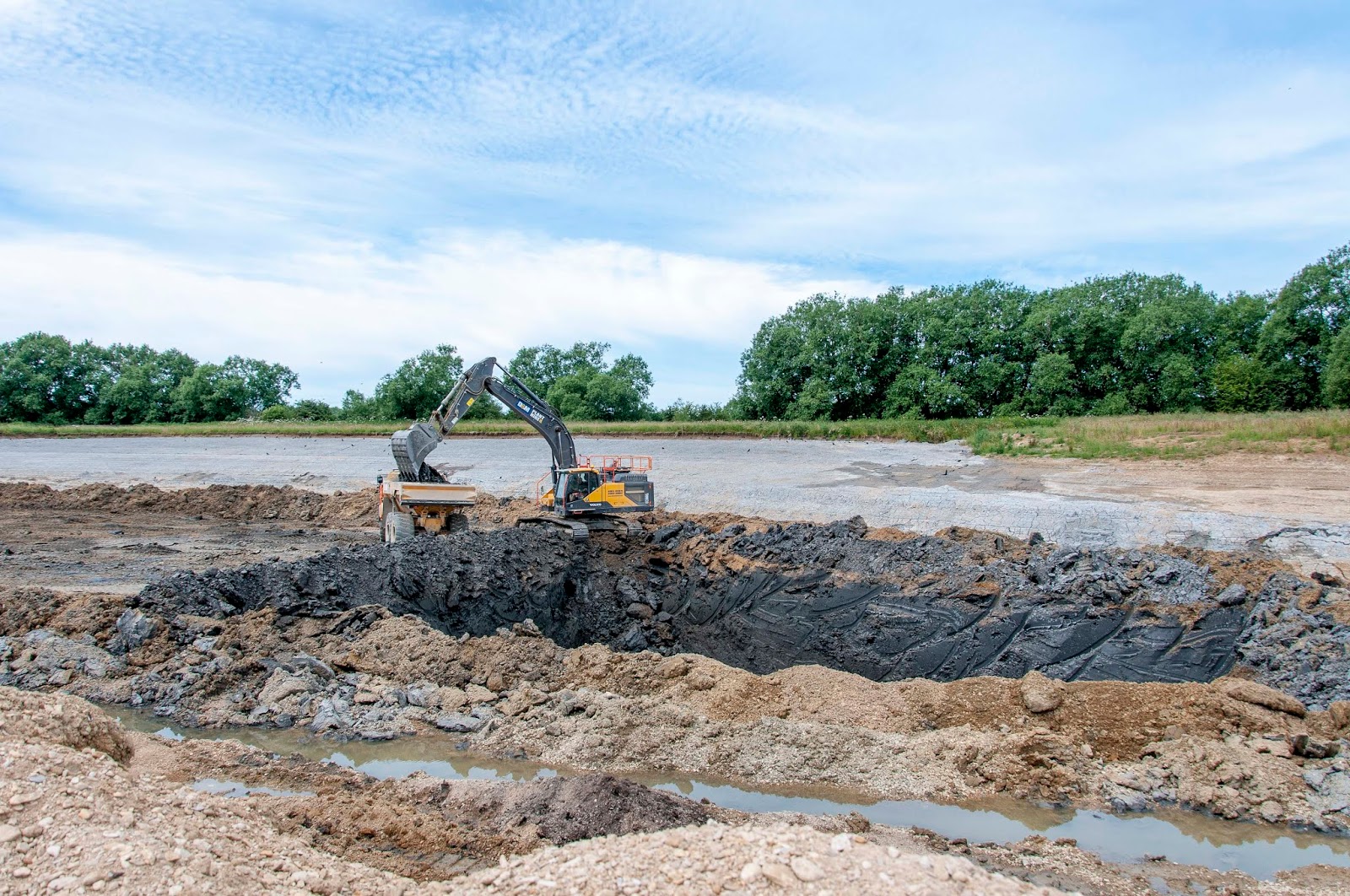 Lower Windrush Valley Project: Exploring Gill Mill Quarry