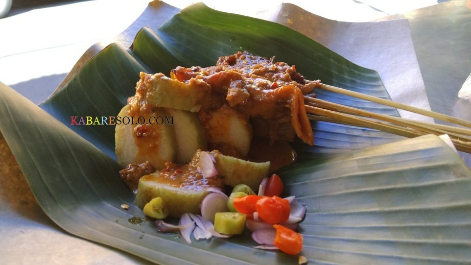 Dinamai Sate Kere Gara-gara Hal Sepele Ini! Sensasi 'Nendang' Racikan ...