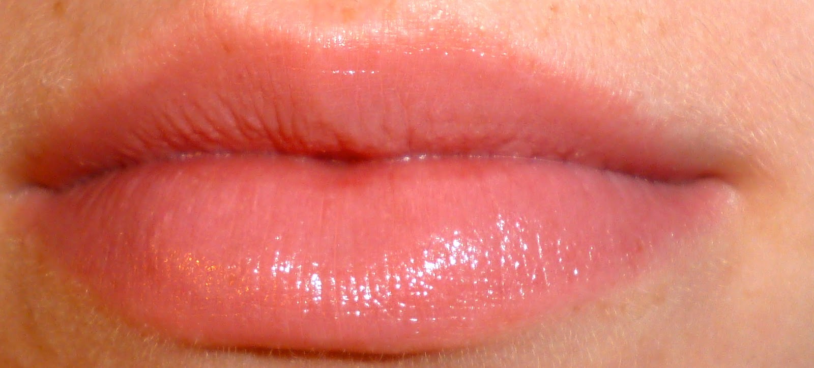 Beauté au quotidien : Gloss ou rouges à lèvres naturels pour les cours ...