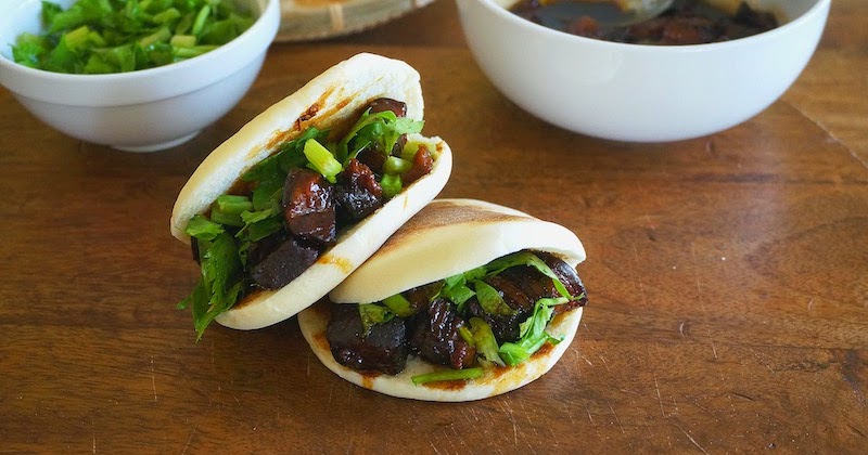 The Chinese Hamburger ~ Rou Jia Mo