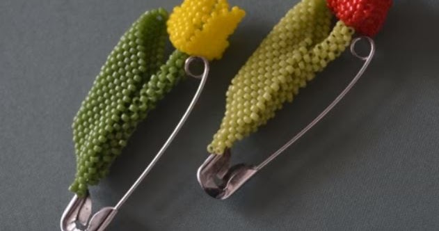 Beaded Tulip Flower Brooch Uses Safety Pins / The Beading Gem