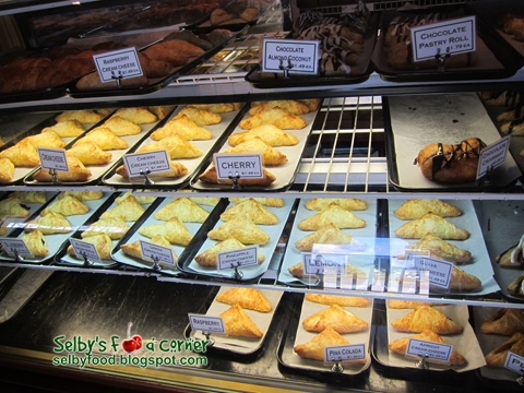 Selby's Food Corner: Le Bakery & Cafe in Biloxi, MS
