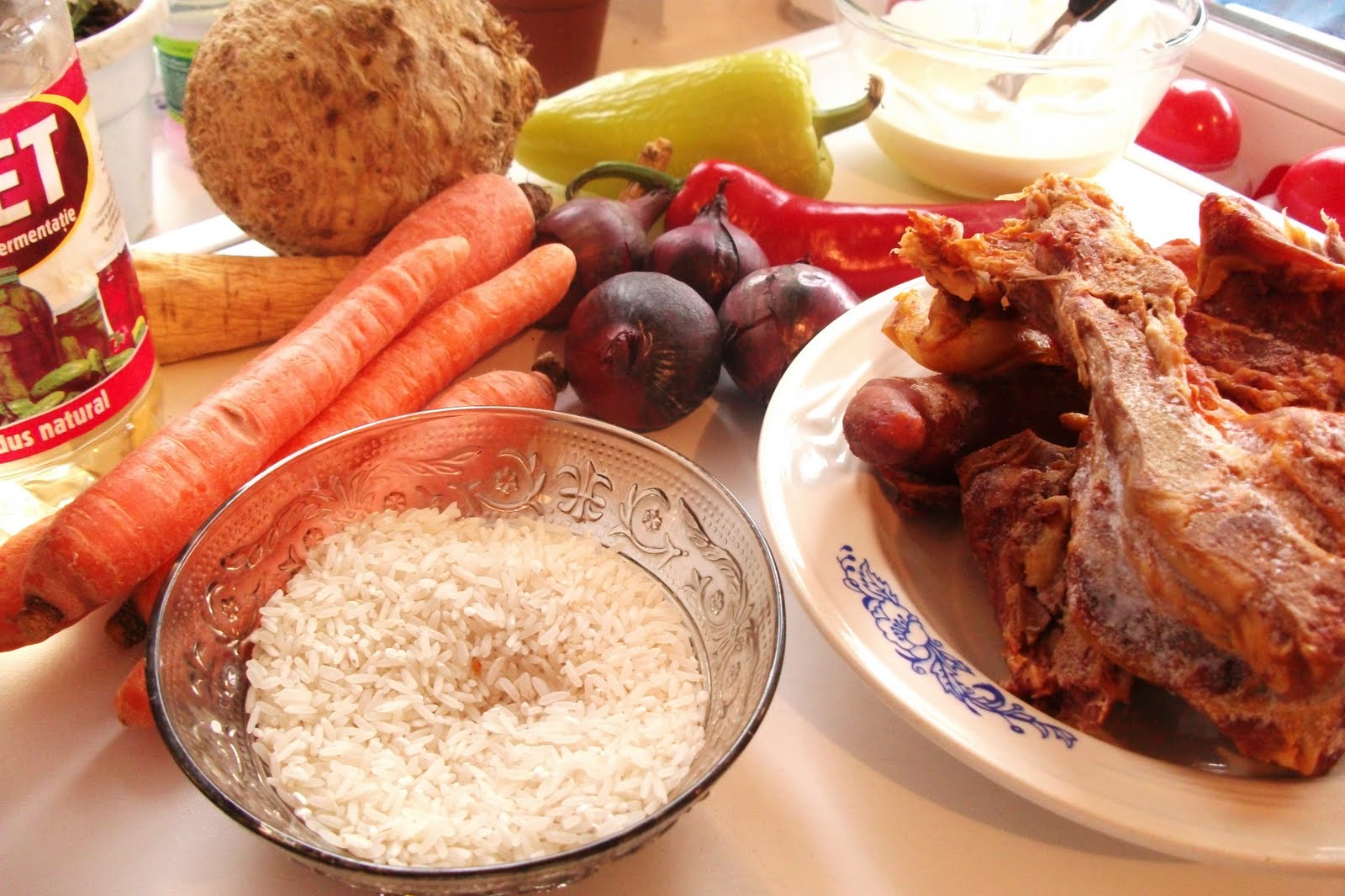 Ciorba ardeleneasca cu codite de porc afumate