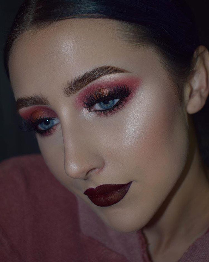 Would You Like to Show Off Your Dark Side With A Vampy Makeup? - Makeup
