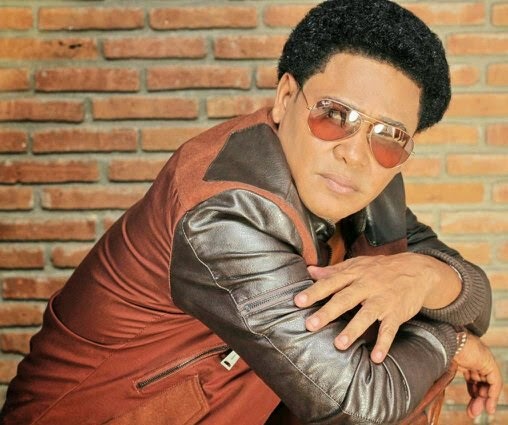 El Jeffrey le inyecta fuerza al merengue - Gazcue Es Arte