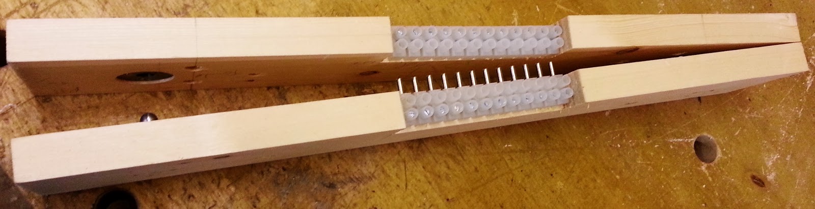 Martin's Model Railway: Baseboard alignment dowels and electrical ...