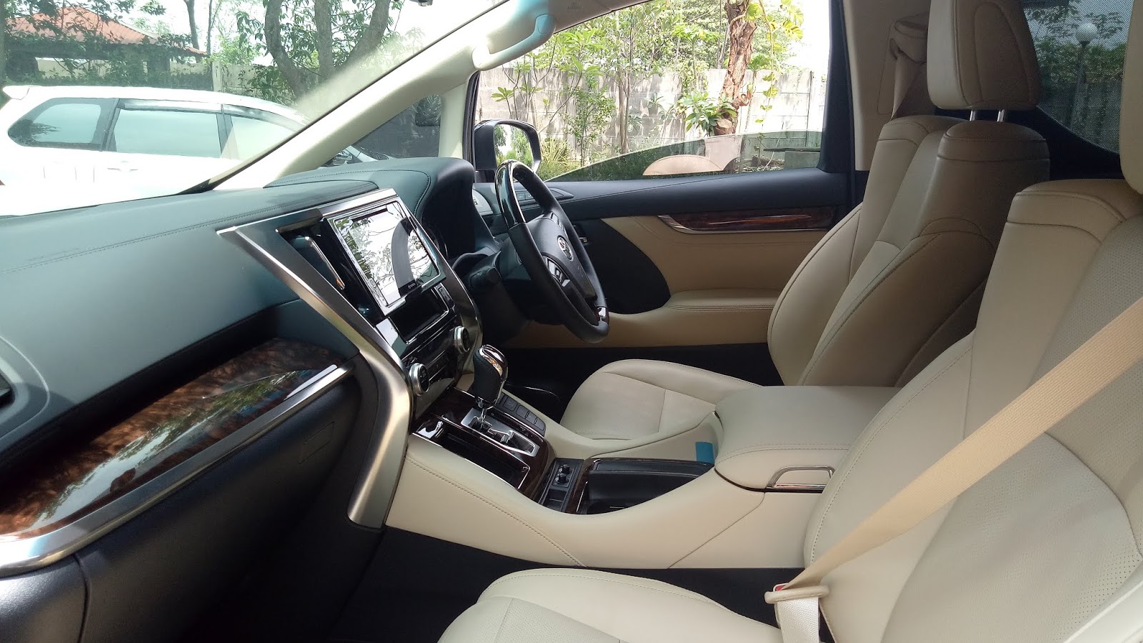 Annur Rent Car 0851 0099 5161