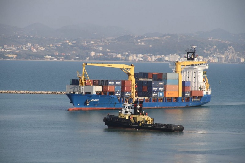 The deepening of Durrës Port to reach more than 10 meters in 2019 ...