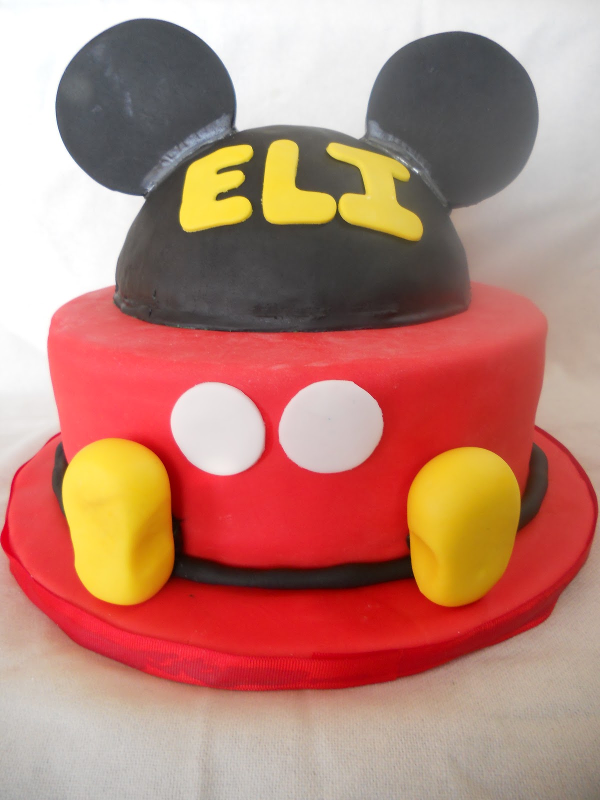 Cakes by Carla: Mickey Mouse Fondant Birthday Cake