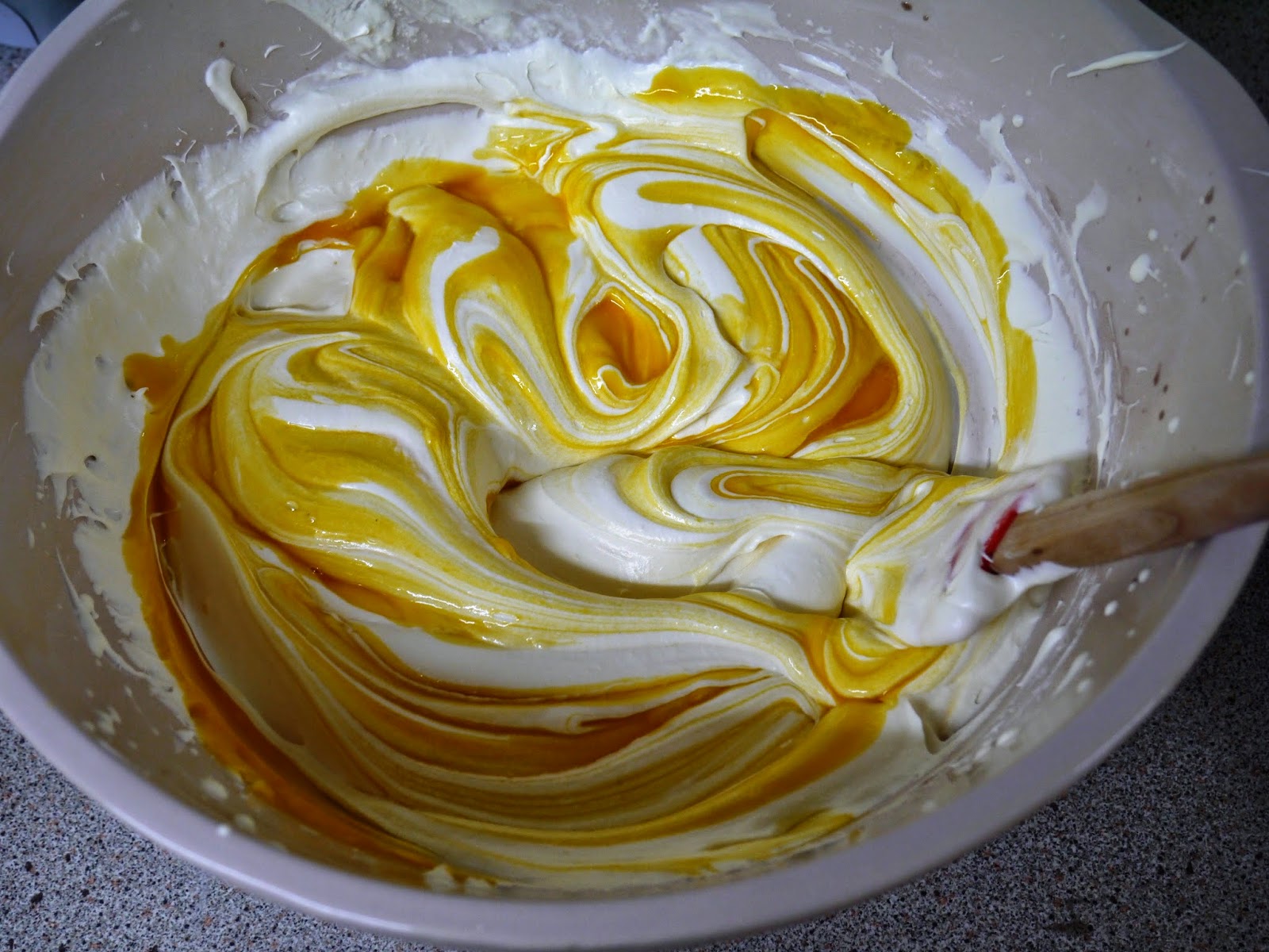 This Muslim Girl Bakes: No-Machine Mango Swirl Ice Cream