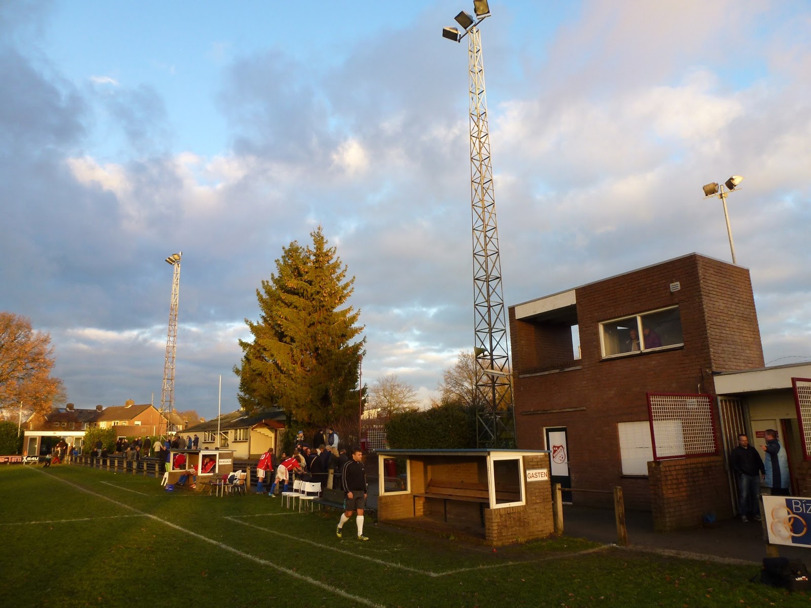 Extreme Football Tourism: NETHERLANDS: vv Rheden (1961-2016) / SC ...