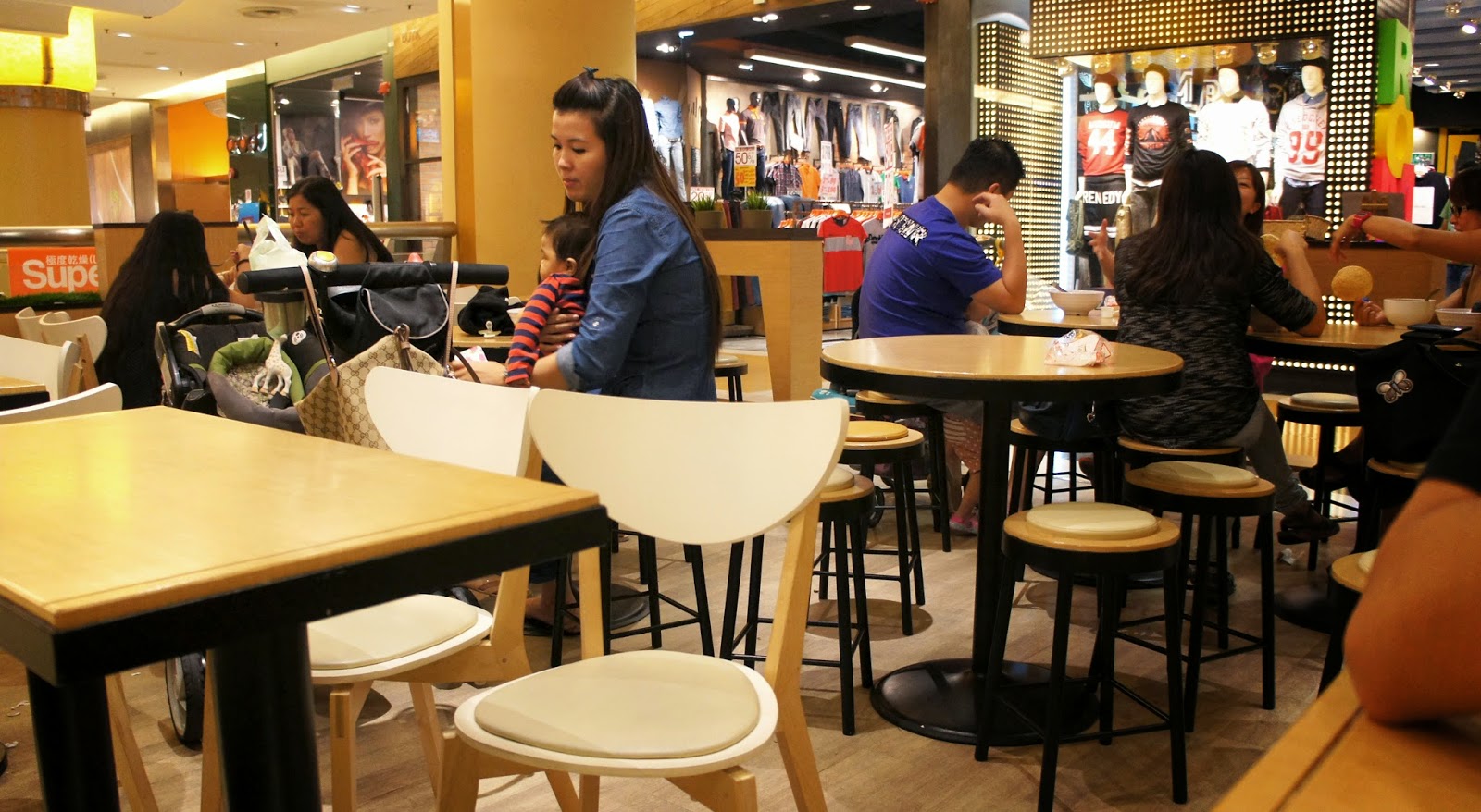 Waiii Sek Meowsss: Snowflake @ Sunway Pyramid