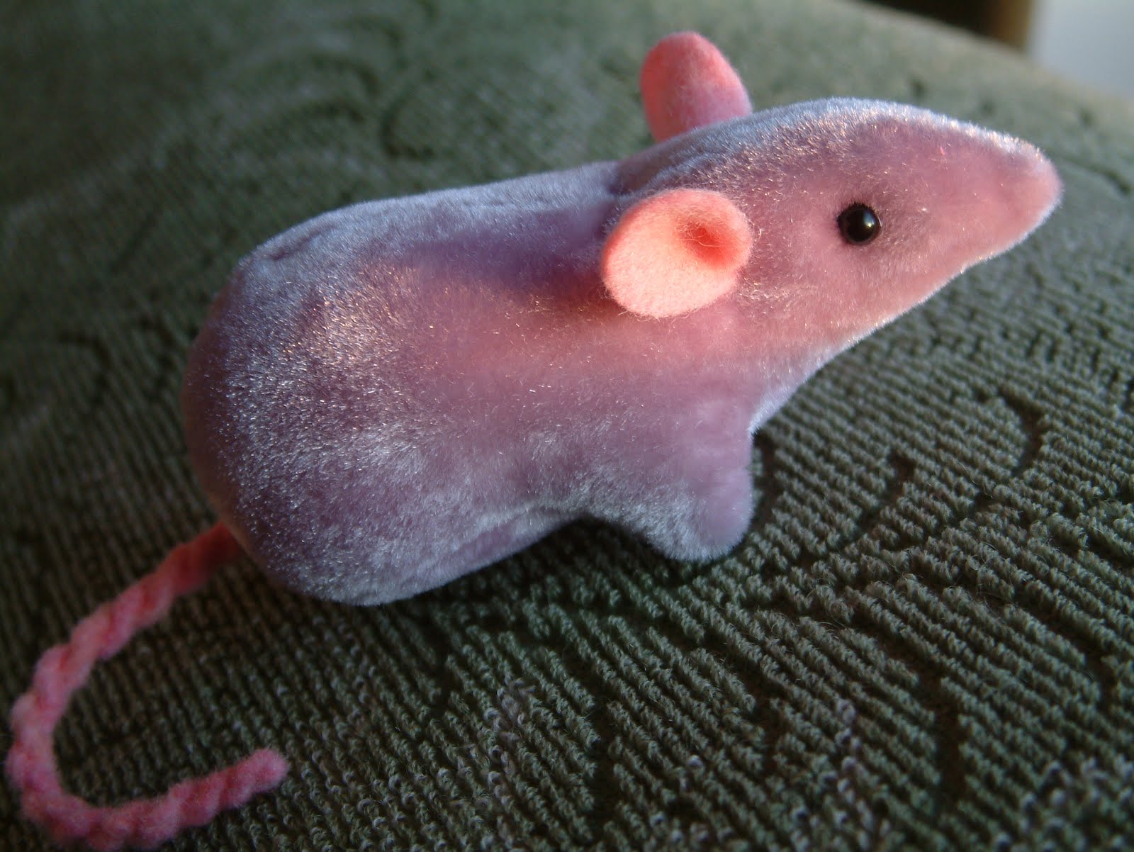 The Raggy Rat ...: Lavender petite mouse!